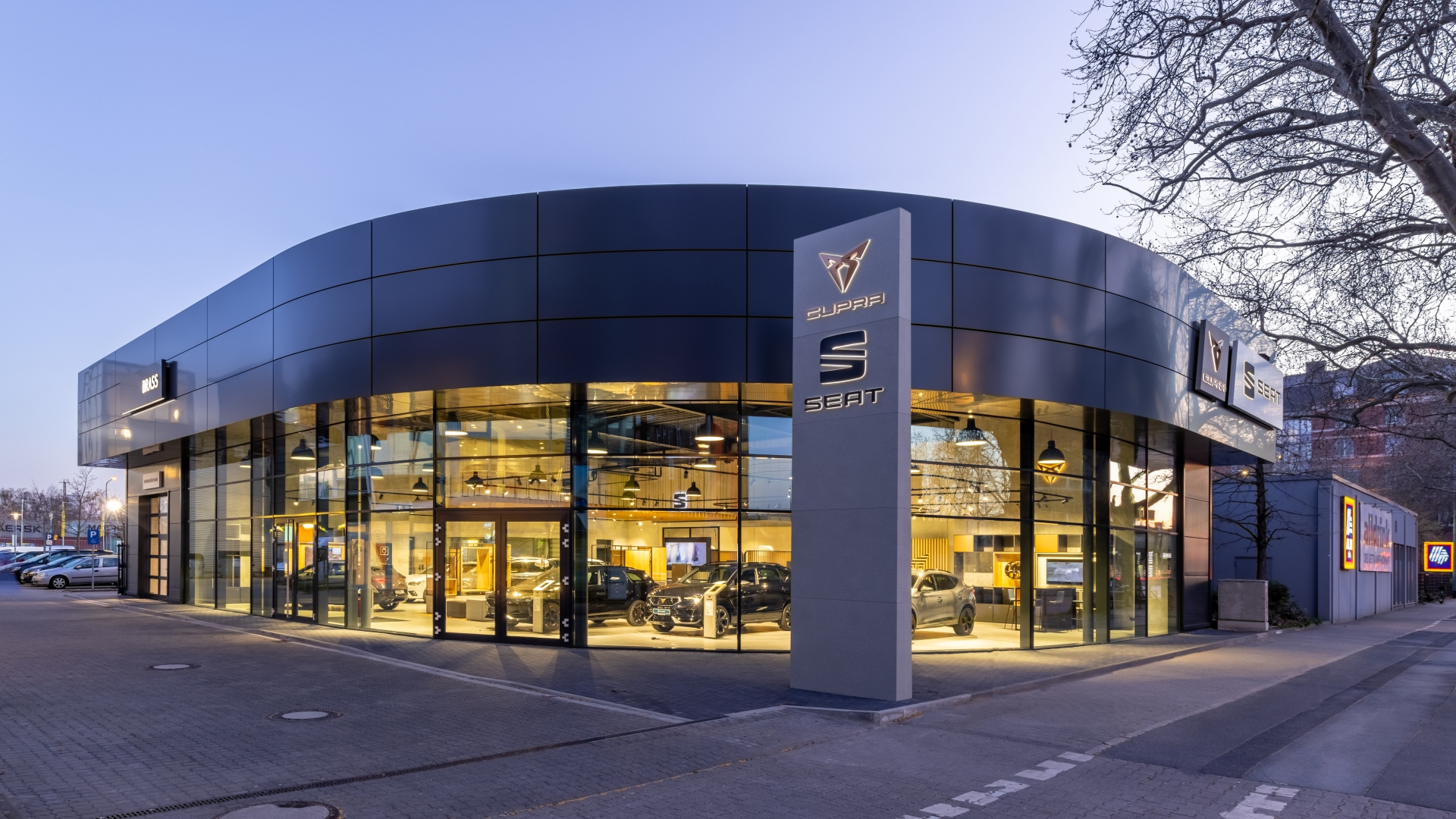 Spannende Autohaus Brass Frankfurt Bilder